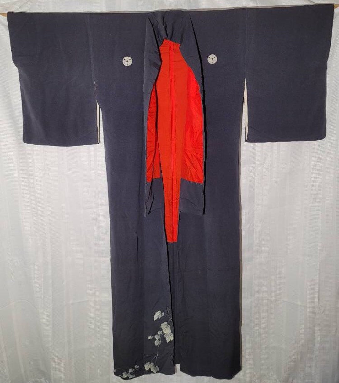 Vintage Silk Kimono Kamon Dark Grey Red Showa US Seller - Etsy