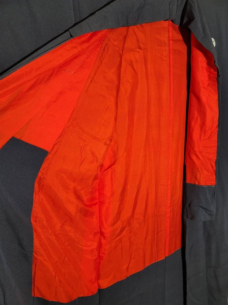 Vintage Silk Kimono Kamon Dark Grey Red Showa US Seller | Etsy