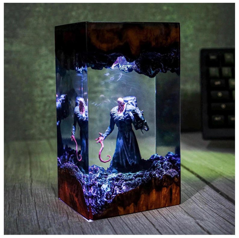 Neme.sis From Reside.nt Evil Resin Lamp, Handmade Epoxy Lamp, Zombies ...