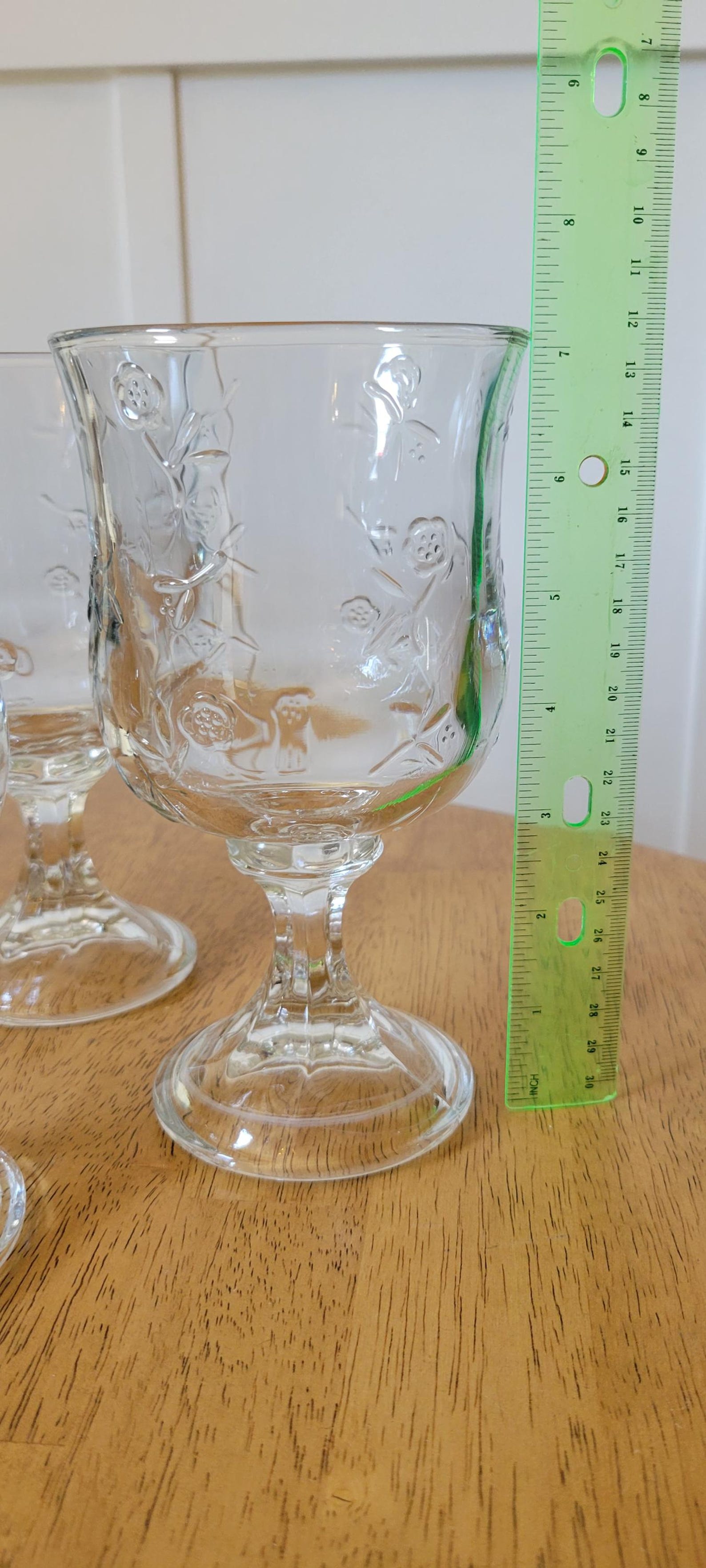 Vintage Anchor Hocking Savannah Pattern Large Footed Drinking Glasses ...