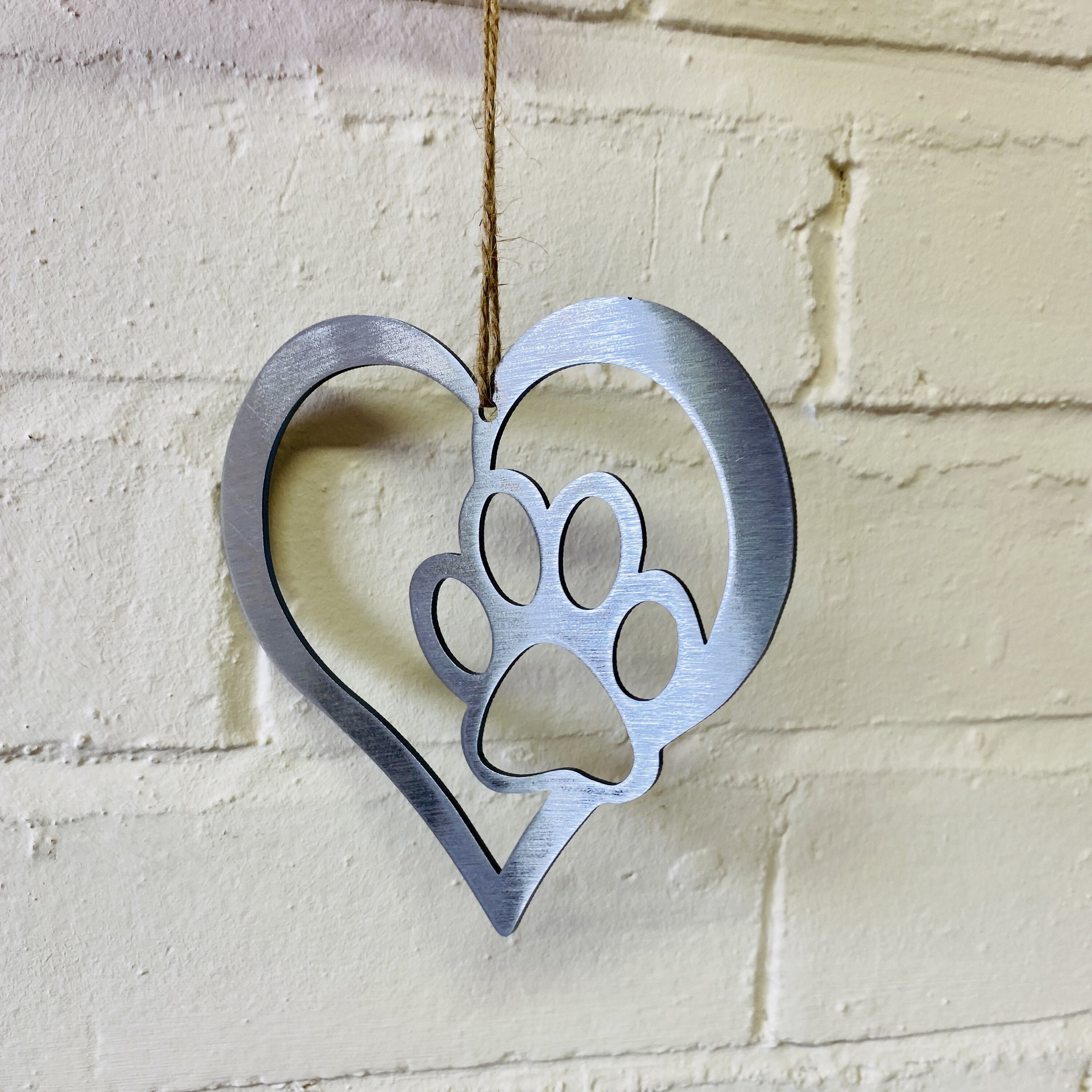 Metal Paw Print Outline
