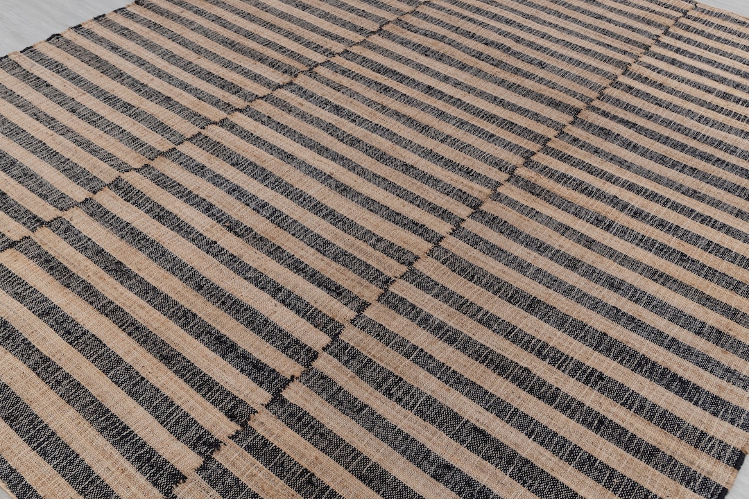 Natural Jute Black High Quality Hand Woven Geometric Boho Style Rug ...