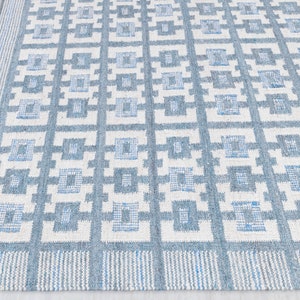 Ivory Blue Scandinavian Design High Quality Hand Woven Flatweave Kilim ...