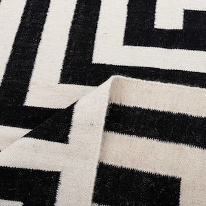 White Black Modern Geometric Design Hand Woven Wool Flatweave Rug ...