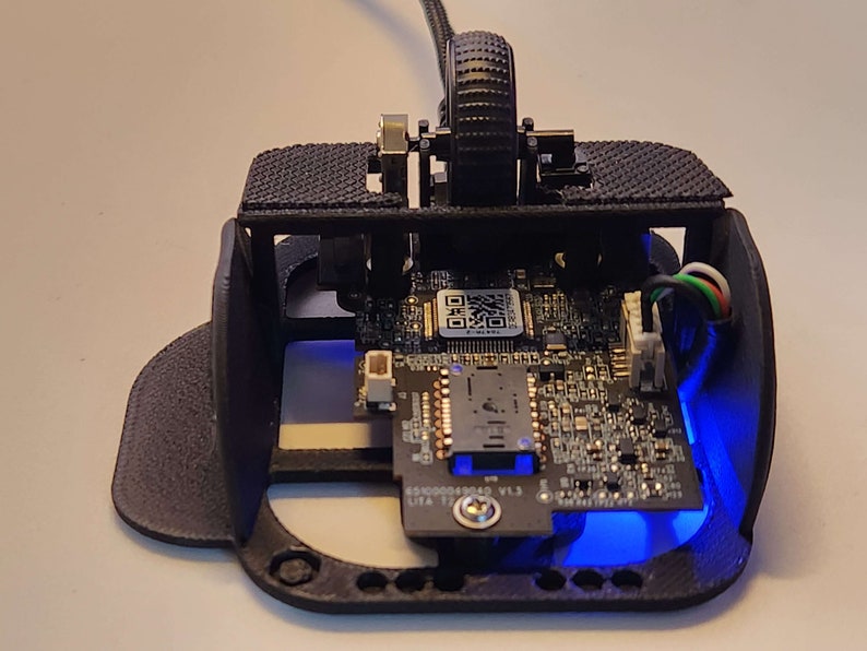 Wired Razer Deathadder V3 - DAV3 - 25 Gram - Hex Wing, Ultralight ...