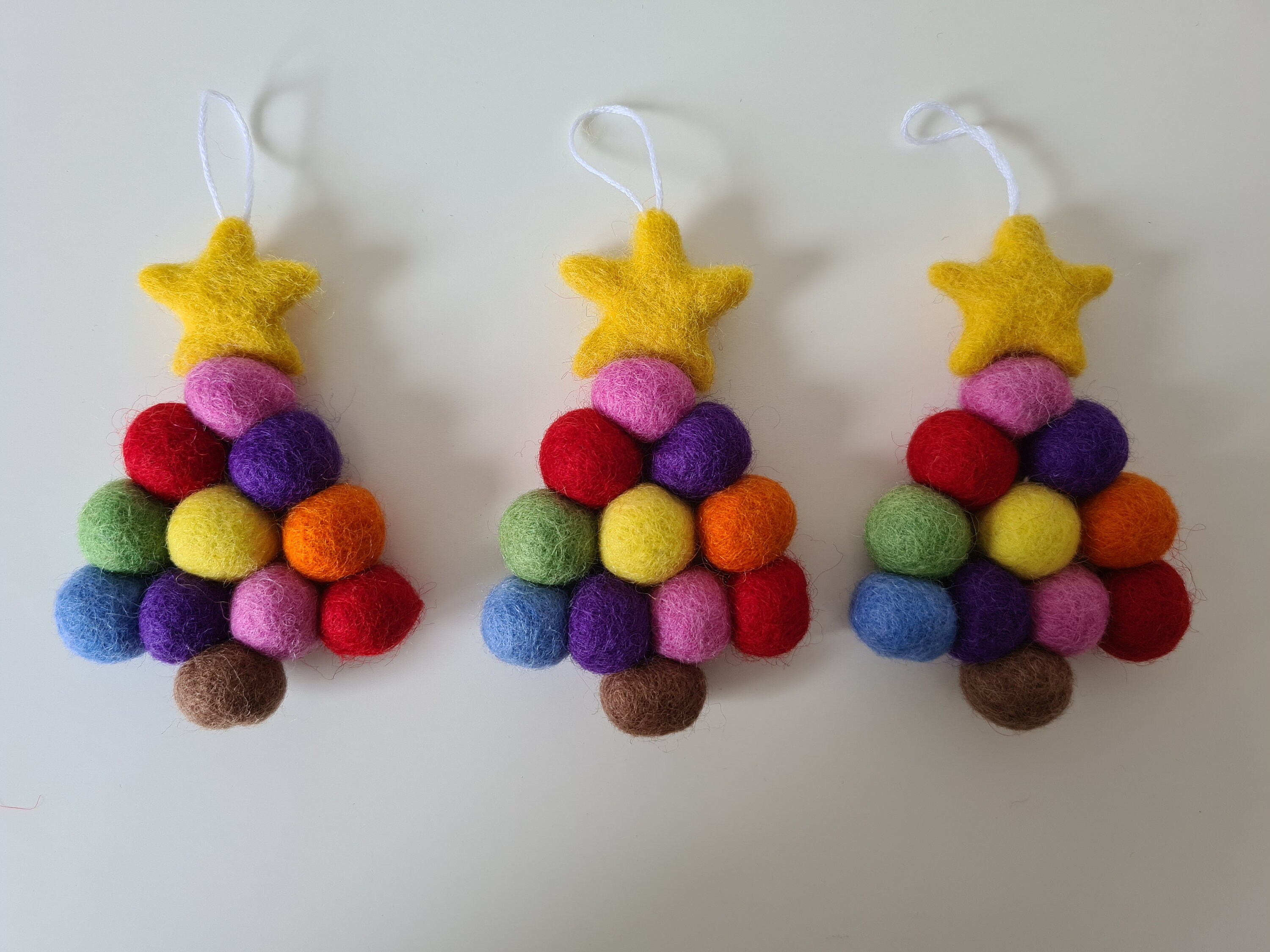 The Original Single or Multiple Felt Ball Christmas Tree Decorations ...