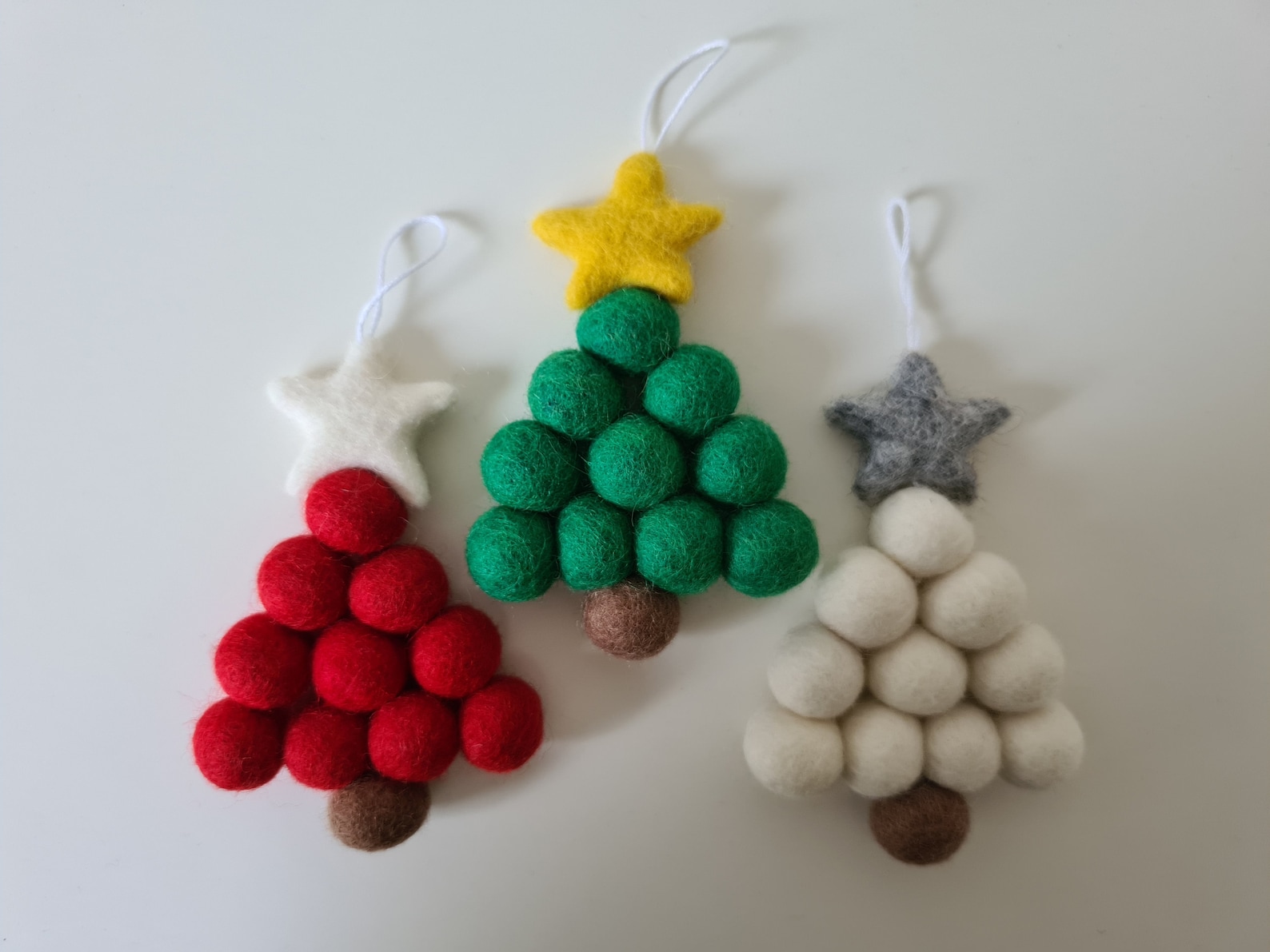 The Original Single or Multiple Felt Ball Christmas Tree Decorations ...