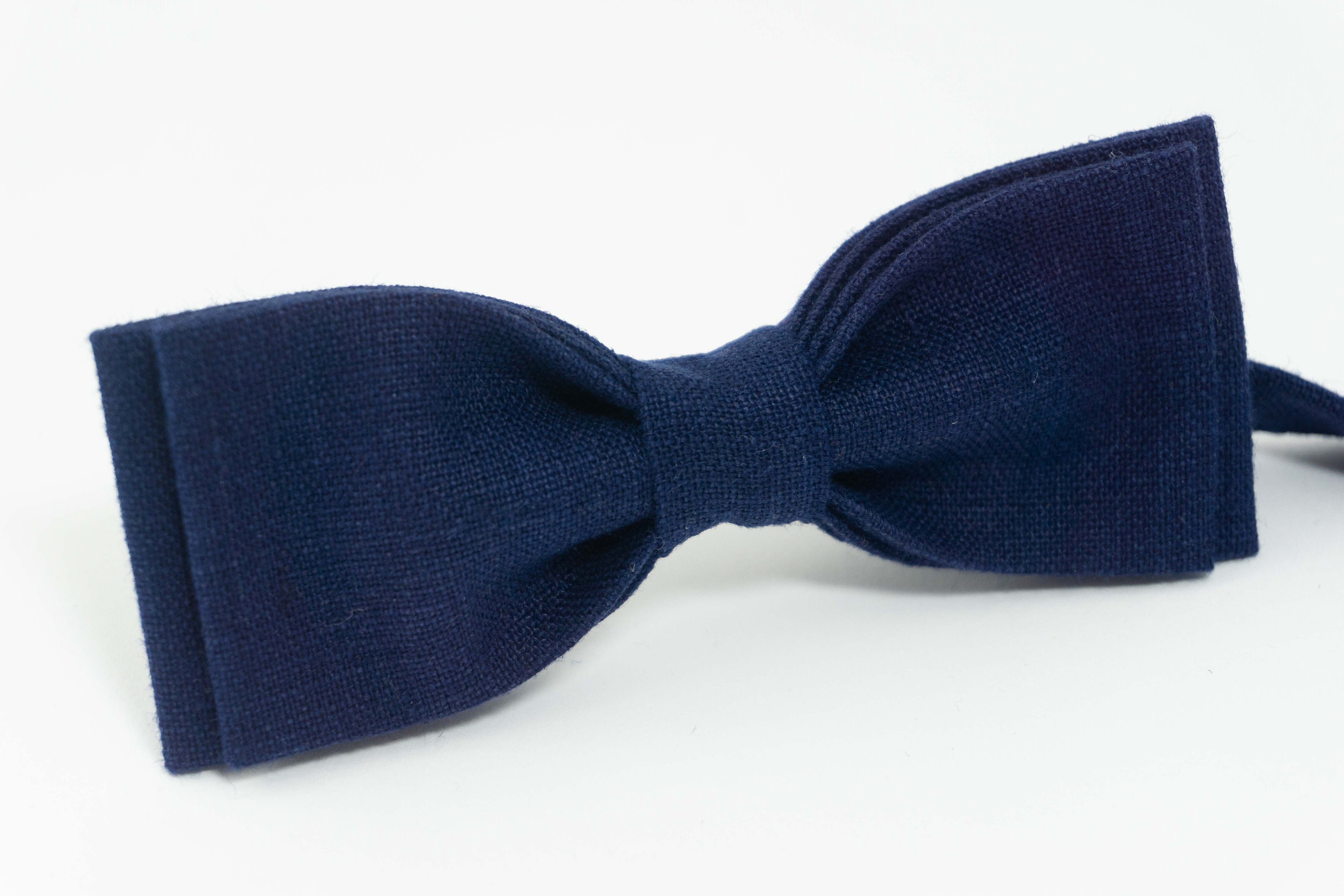 Blue wedding bow tie blue batwing bow tie wedding bow tie | Etsy