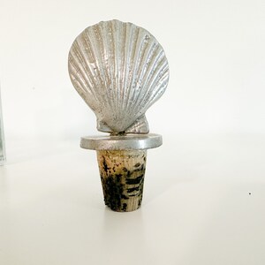 1980s Decanter With Scallop Shell Topper | Vintage Liquor Decanter ...