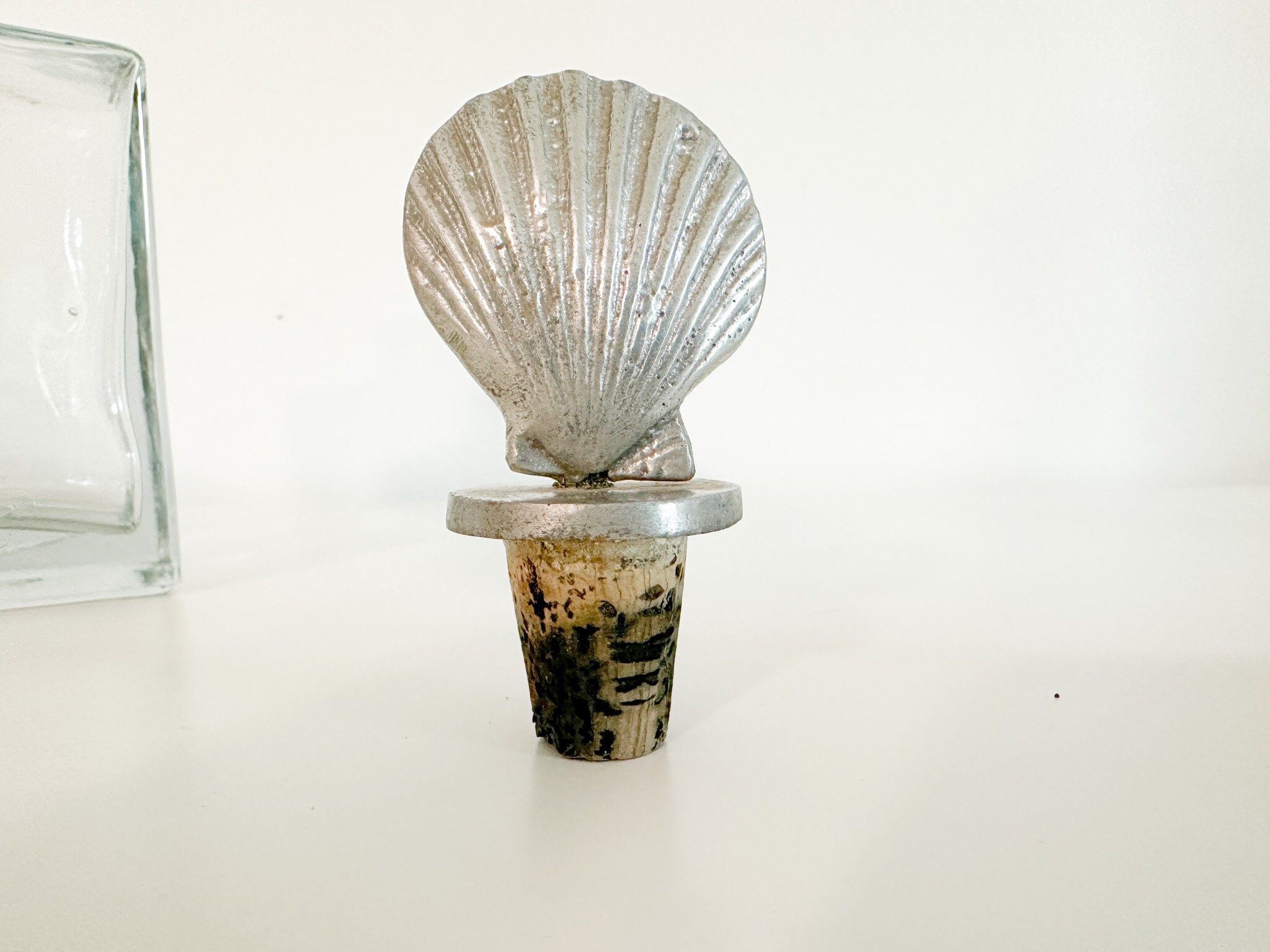 1980s Decanter With Scallop Shell Topper | Vintage Liquor Decanter ...