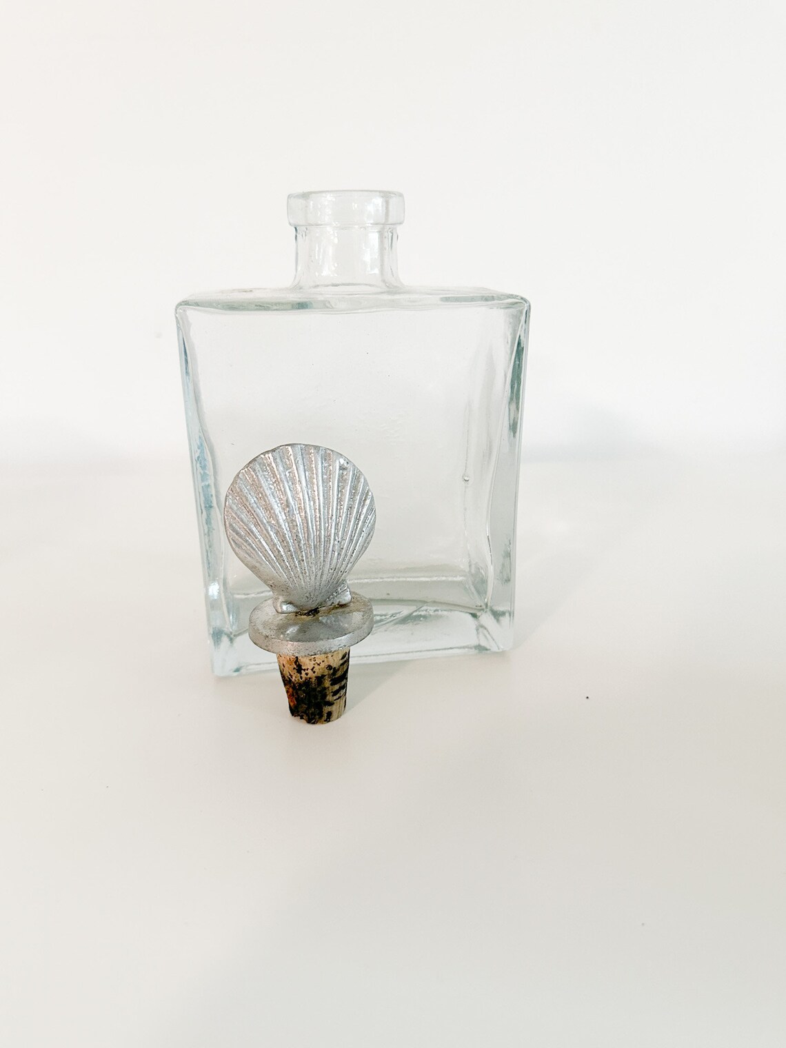 1980s Decanter With Scallop Shell Topper | Vintage Liquor Decanter ...