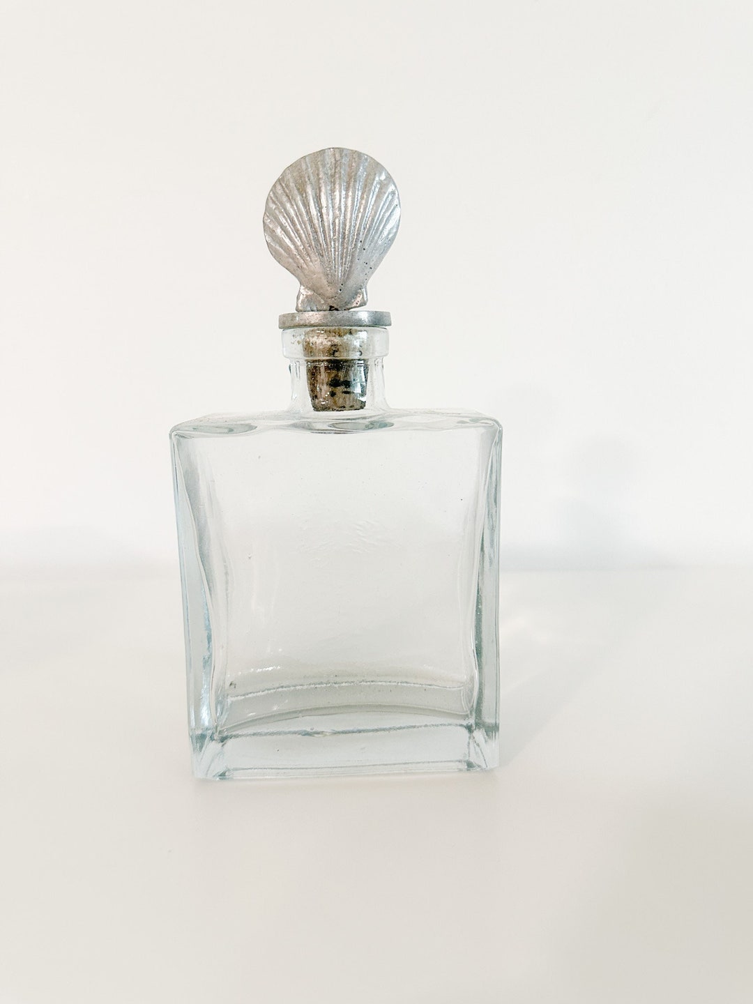 1980s Decanter With Scallop Shell Topper | Vintage Liquor Decanter ...