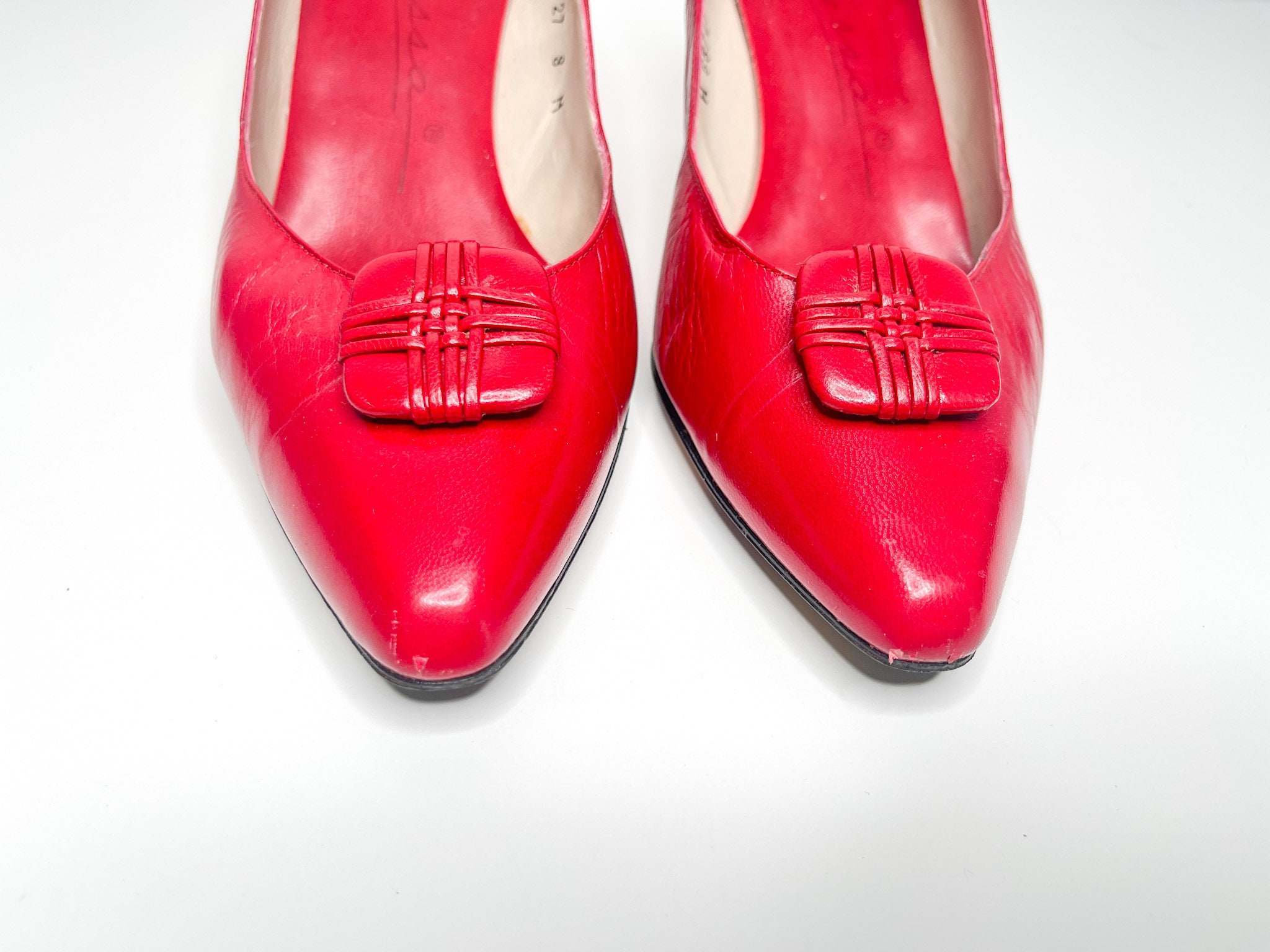 Vintage Caressa Pumps 1980s Red Ladies Shoes Edwina Tristan for Caressa ...