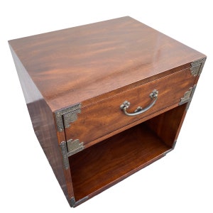 Chinoiserie Nightstand by Henredon Tansu FREE SHIPPING Vintage Dark ...