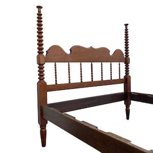 Antique Jenny Lind Spool Bed 53W 76D 54H - American Classical Bobbin ...