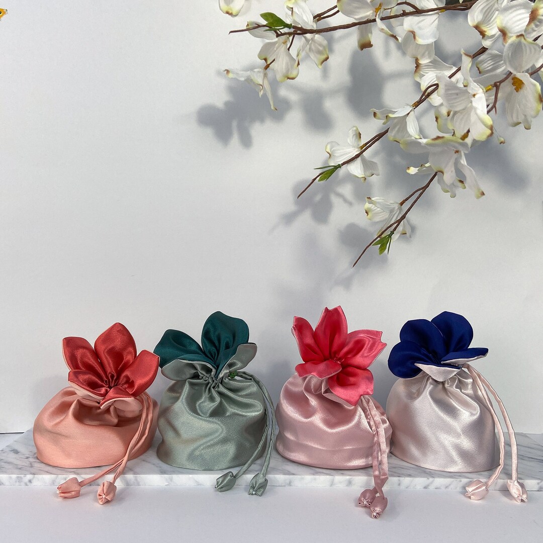 Flower Petal Drawstring Pouch | Lined | Wristlet Bag | Handmade ...
