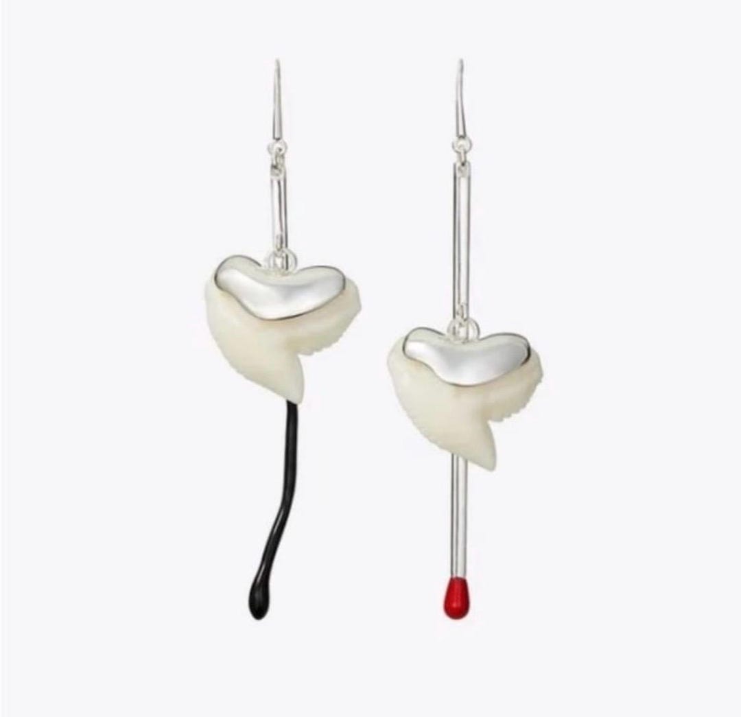 Tory Burch Matchstick Shark Tooth Earrings in Tory Silver/ivory/balck ...