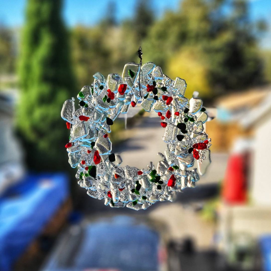 Glass Wreath Ornament, Fused Glass Wreath, Wreath Window Ornament, Gift ...