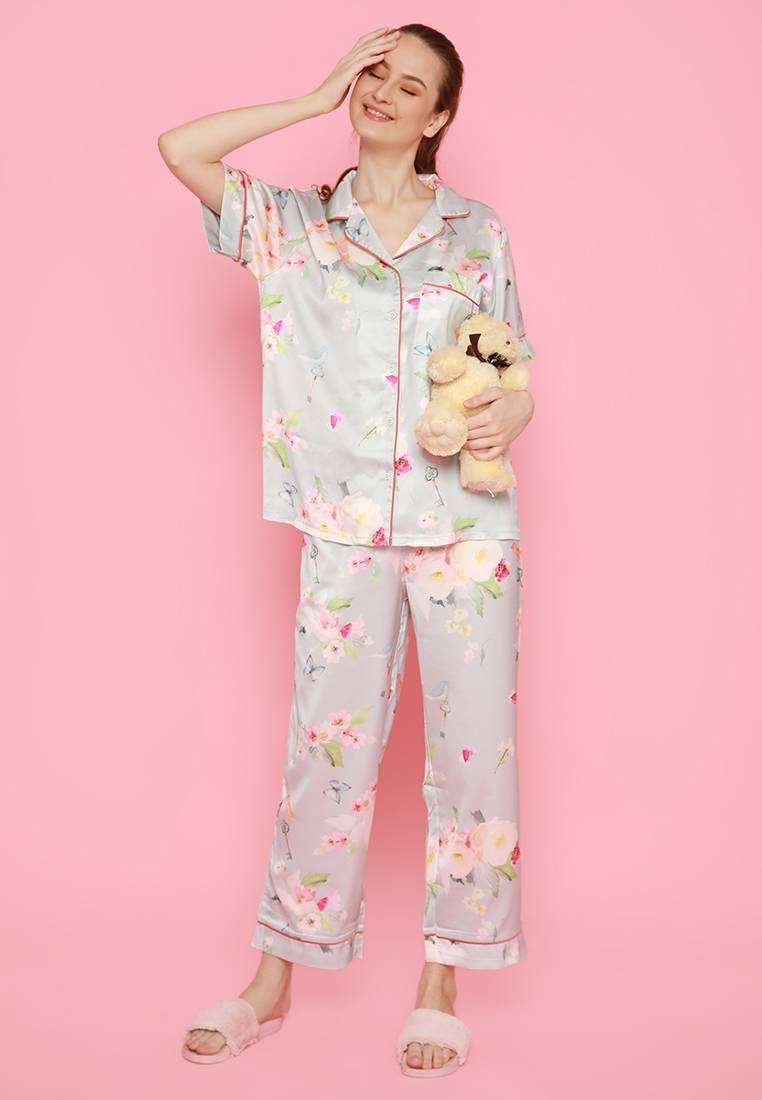 Grey Flower Vintage Design Women Summer Short Sleeves Pajamas Set Satin ...