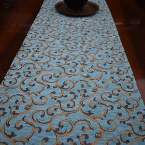 Beautiful Blue Color Floral Pattern Table Runner Decorative Table ...