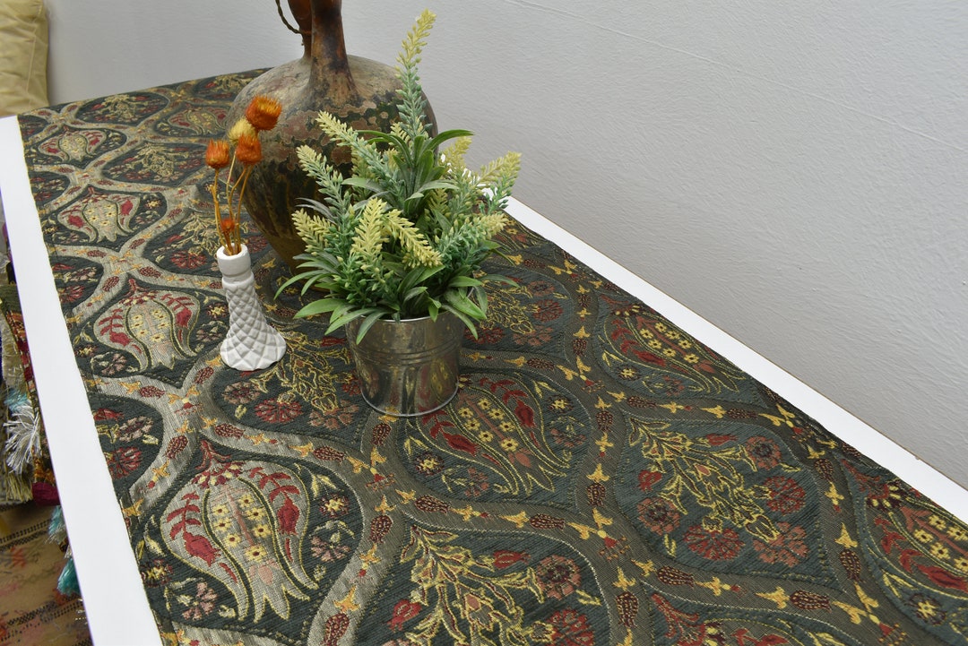 Dark Gray Color Table Runner Tulip Design Decorative Table Runner 17 ...