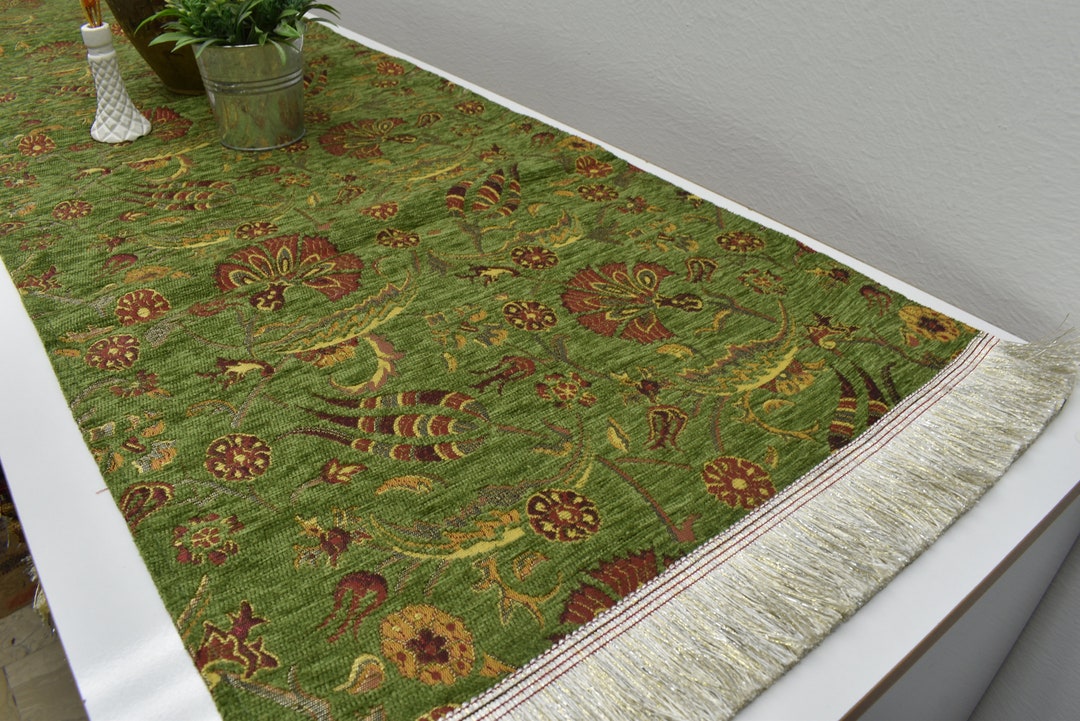 Beautiful Green Color Table Runner Home Decor Table Runner Soft ...