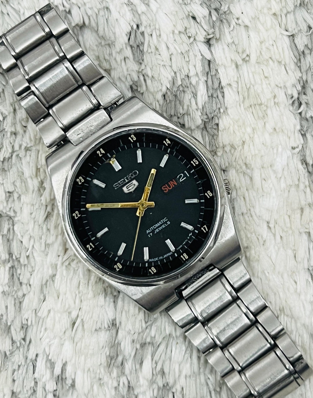 Vintage Seiko 5 Automatic Movement No.7009-3161 Black Dial Day/date 17jewels Men's Wrist Watch ...