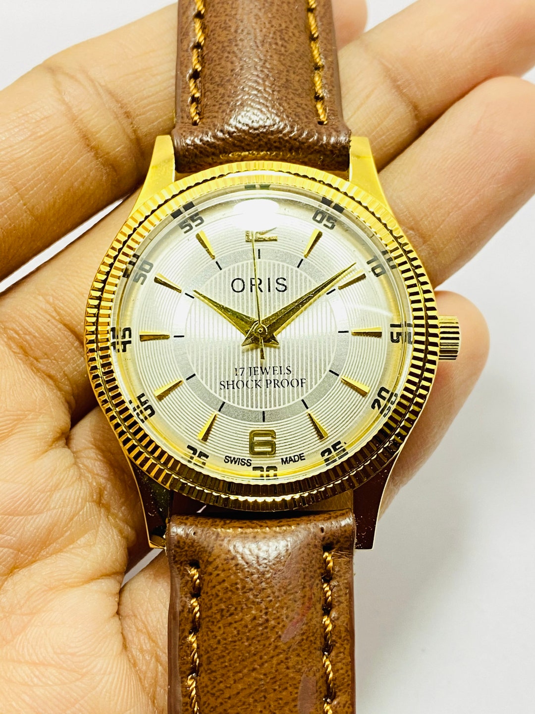 Vintage ORIS Hand-winding Men's Watch, Swiss Made 17 Jewels - Etsy