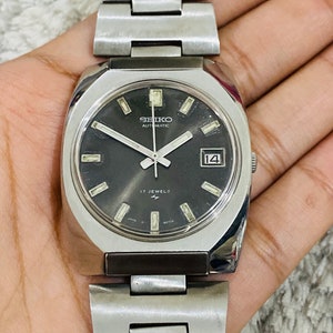 Vintage Seiko Mechanical Automatic Black Dial Movement No.7005-8180 date 17jewels Men's Wrist ...