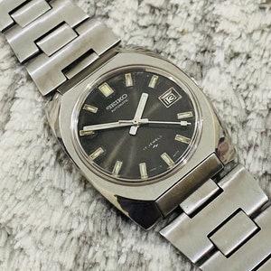 Vintage Seiko Mechanical Automatic Black Dial Movement No.7005-8180 date 17jewels Men's Wrist ...