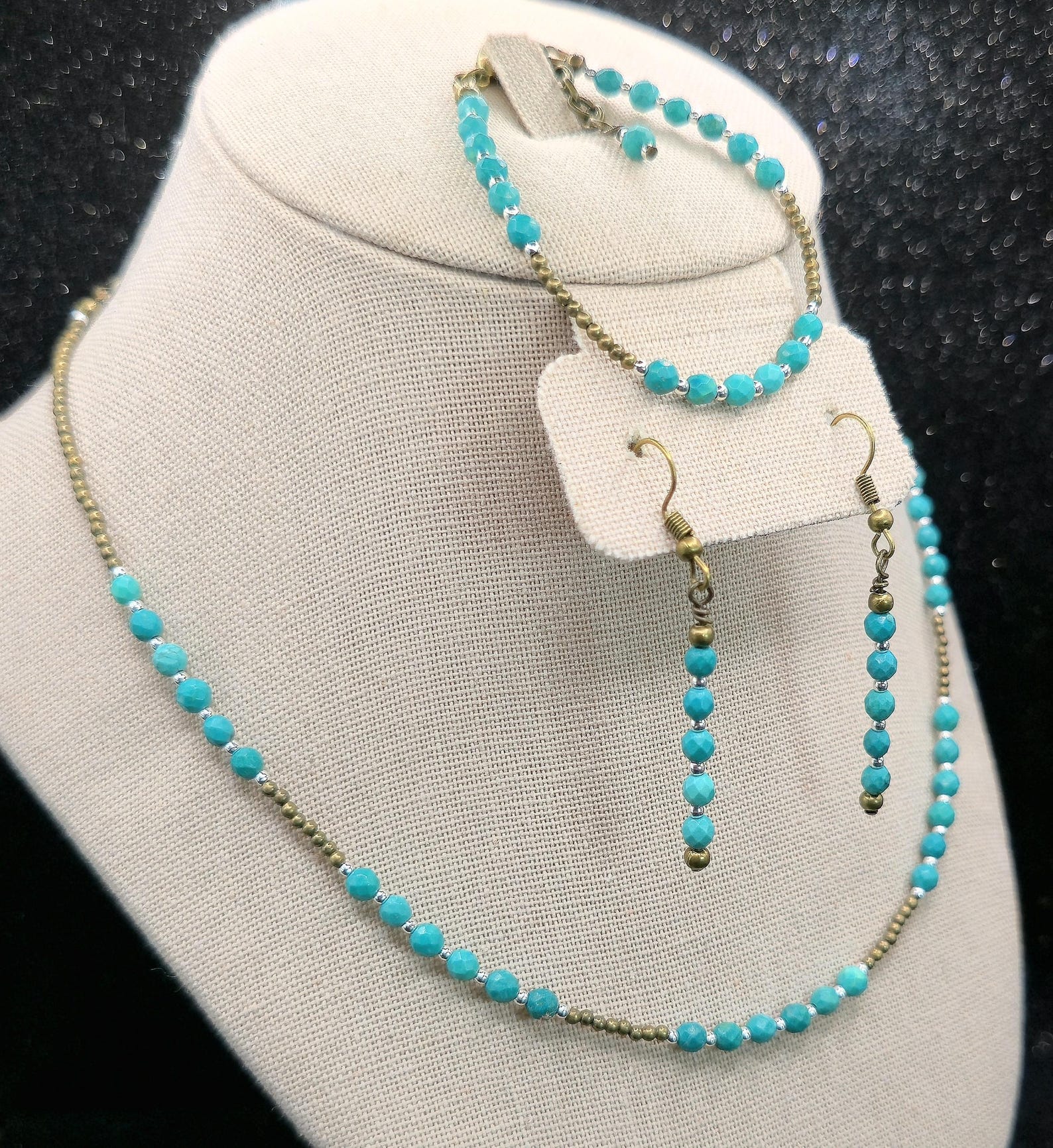 Vibrant Turquoise-blue Howlite Jewelry Set, Boho Necklace, Bracelet ...