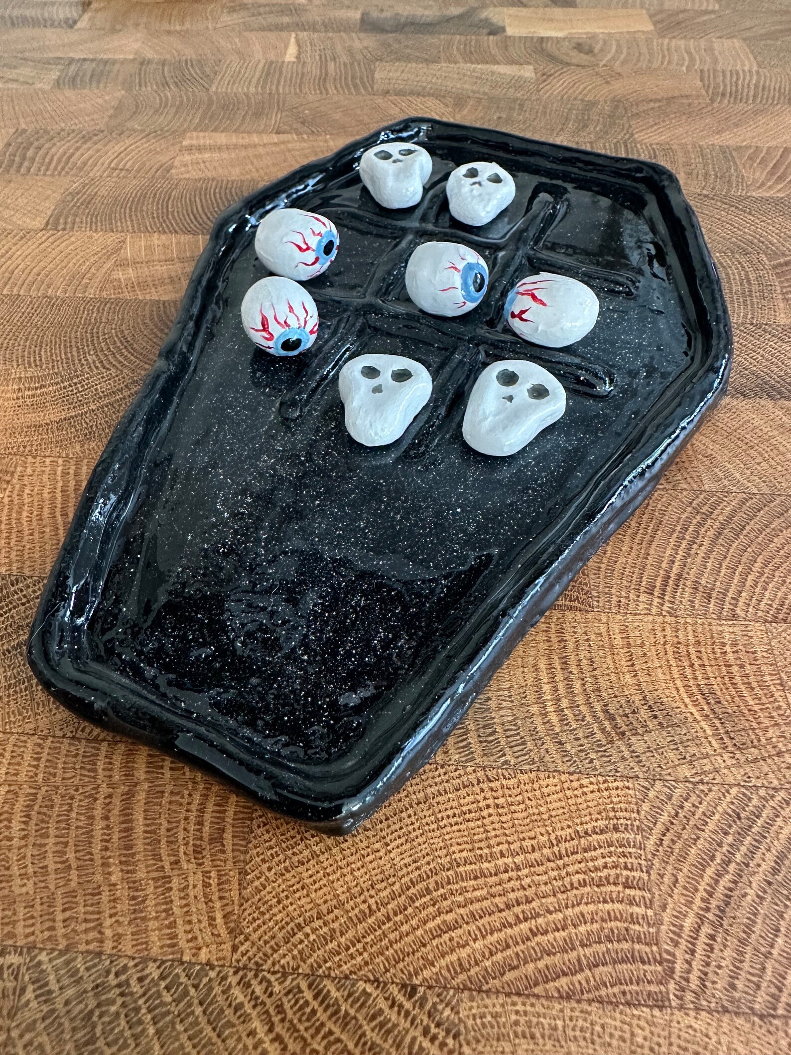 Coffin Tic Tac Toe, Sparkly Coffin Centerpiece, Spooky Tic Tac Toe ...