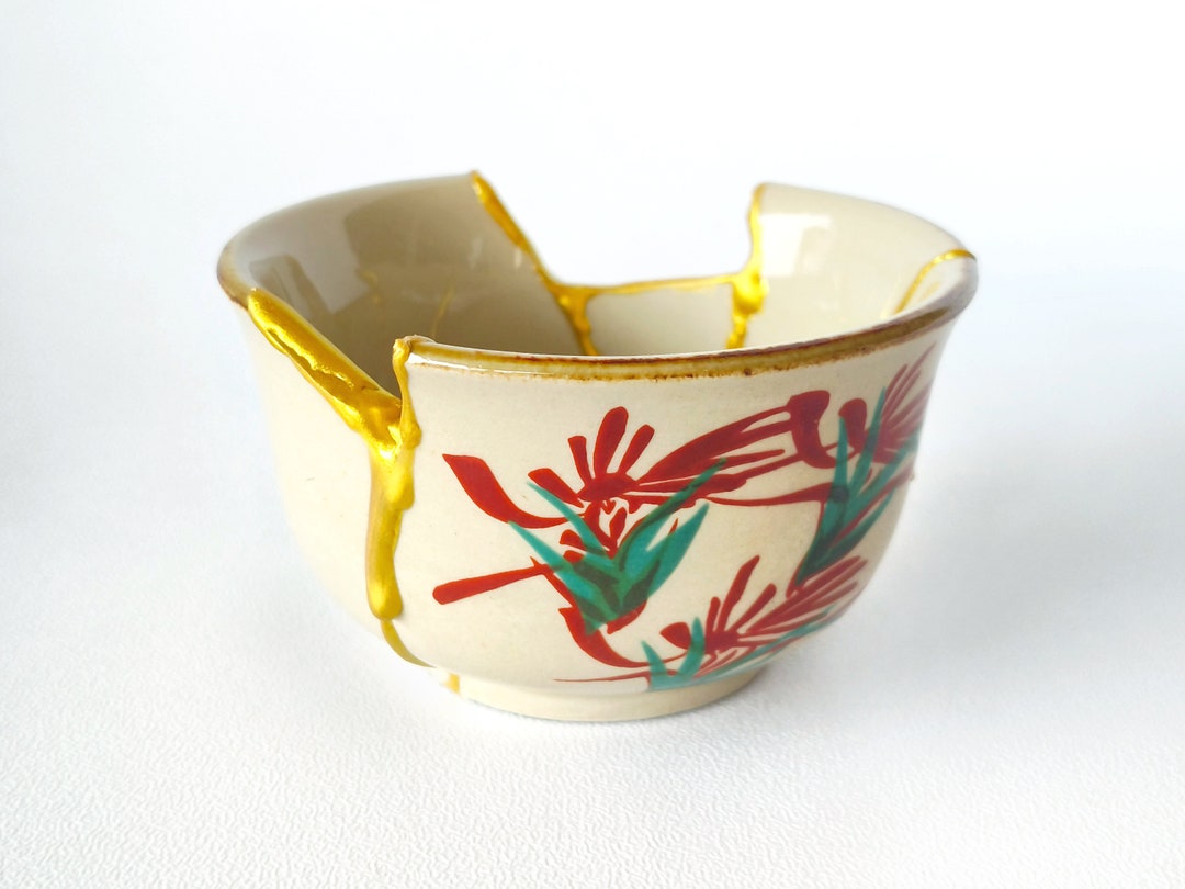 KINTSUGI | Kintsugi Cup, the Vintage and Broken Japanese Pottery Repaired With the KINTSUGI ...