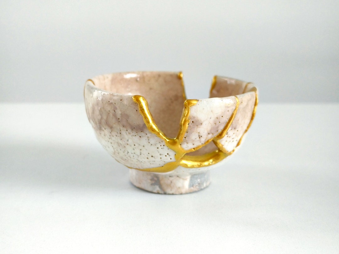 KINTSUGI Mini Kintsugi Cup, the Vintage and Broken Japanese Pottery ...