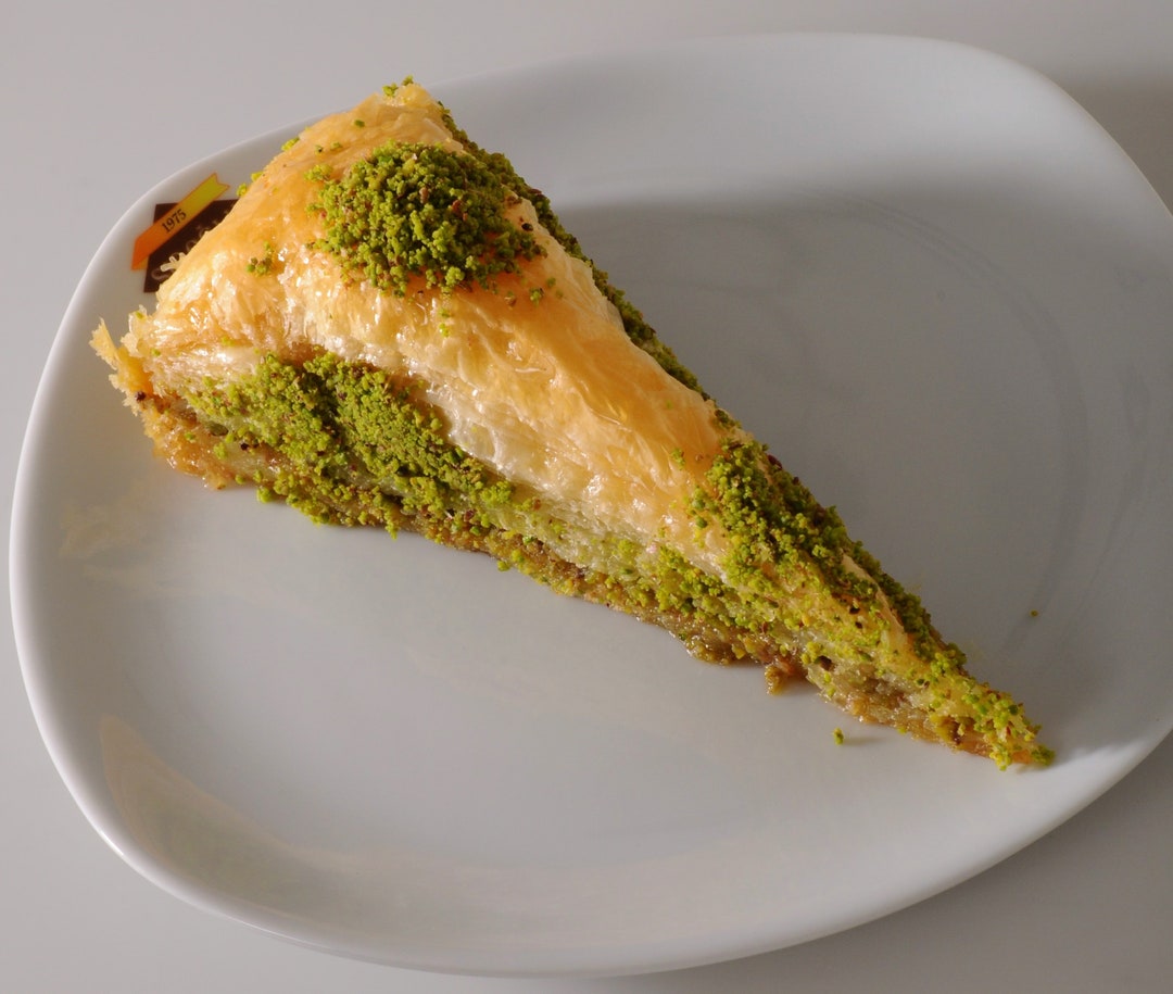 Traditional Style Triangle Cut Baklava With Pistachio 900 Gr - Etsy