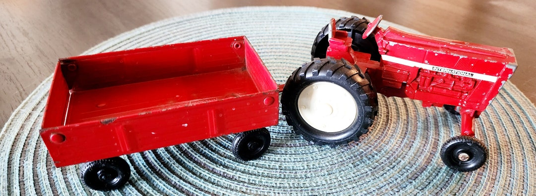 Vintage 1990s International Harvester Trailer With Wagon - Etsy