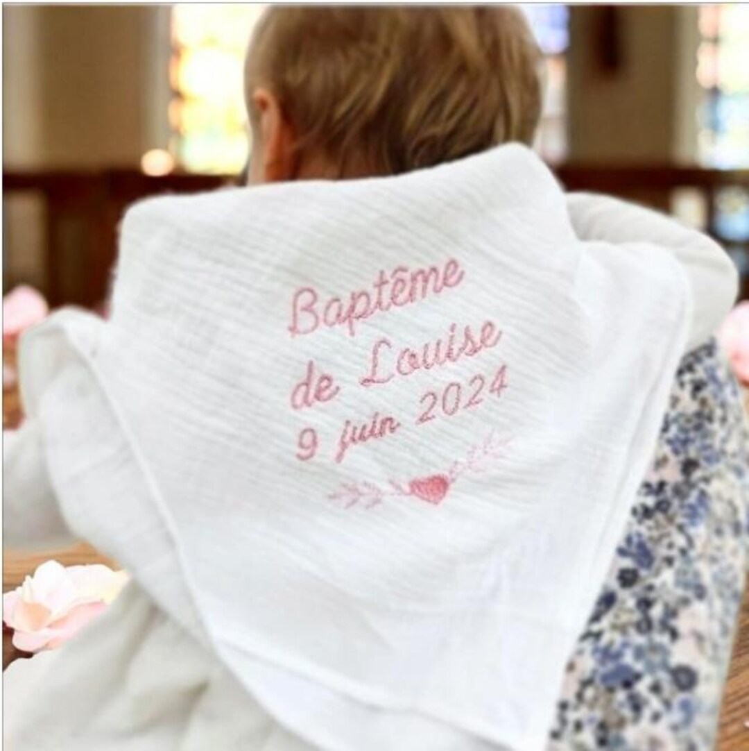 Châle étole de baptême bébé enfant double gaze brodée personnalisée ...