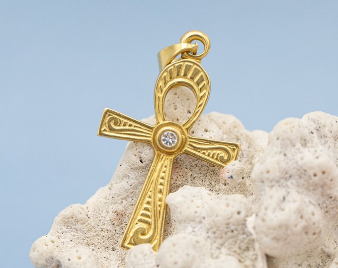 18 K Egyptian Charm Pendant - 18 Karat Solid Yellow Gold Charm - Ankh ...