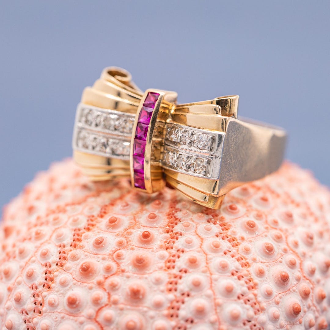 Vintage 18 Karat Solid Gold Tank Ring - Romantic Bow / Butterfly Shaped ...