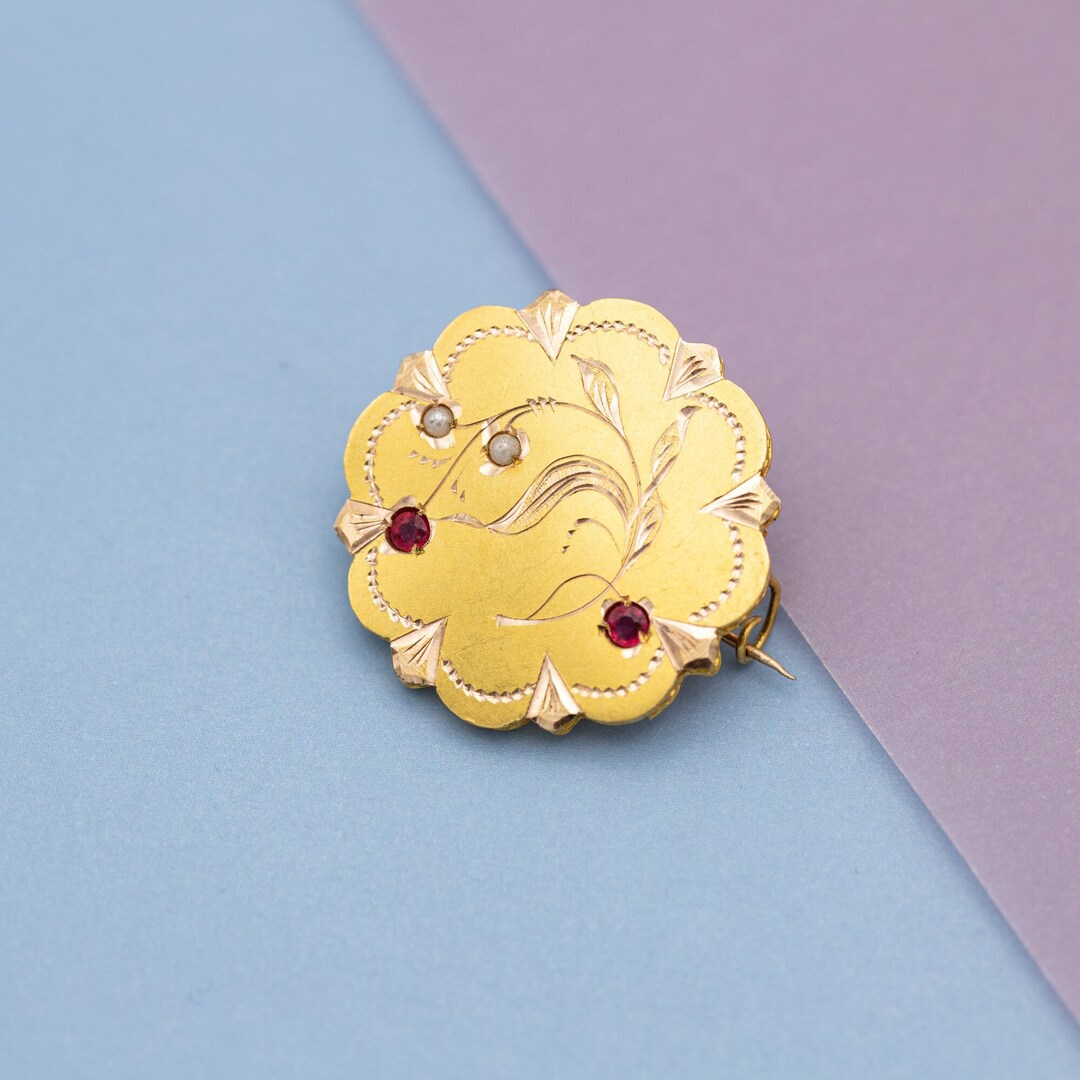 Small Floral Napoleon III Brooch - 18 K Yellow Gold Antique Brooch Set ...