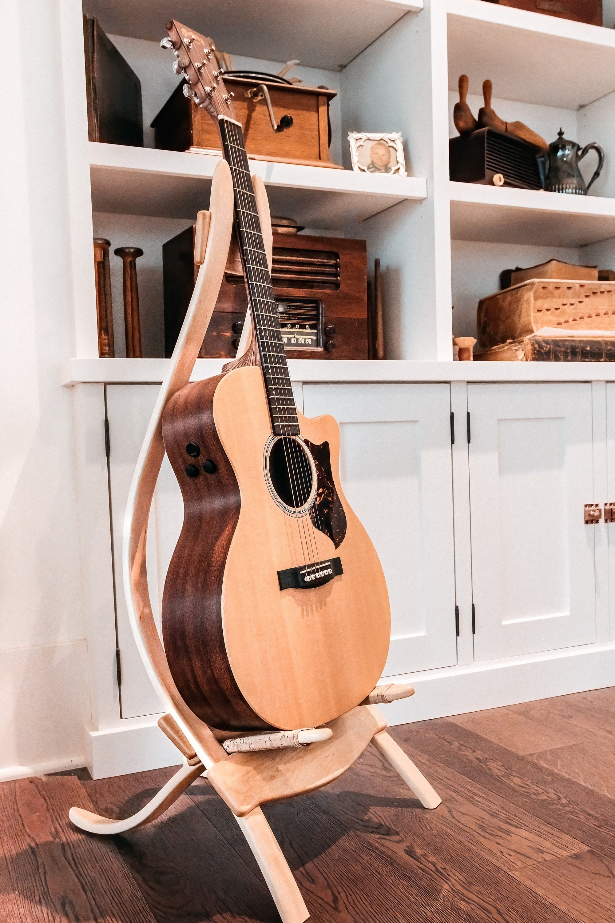 Maple Guitar Stand - Etsy