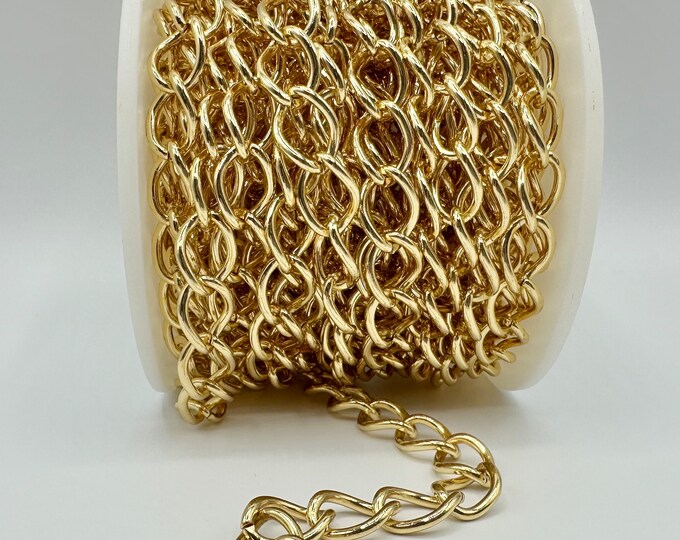Gold Plated Base Metal Curb Chain by the Foot - Etsy