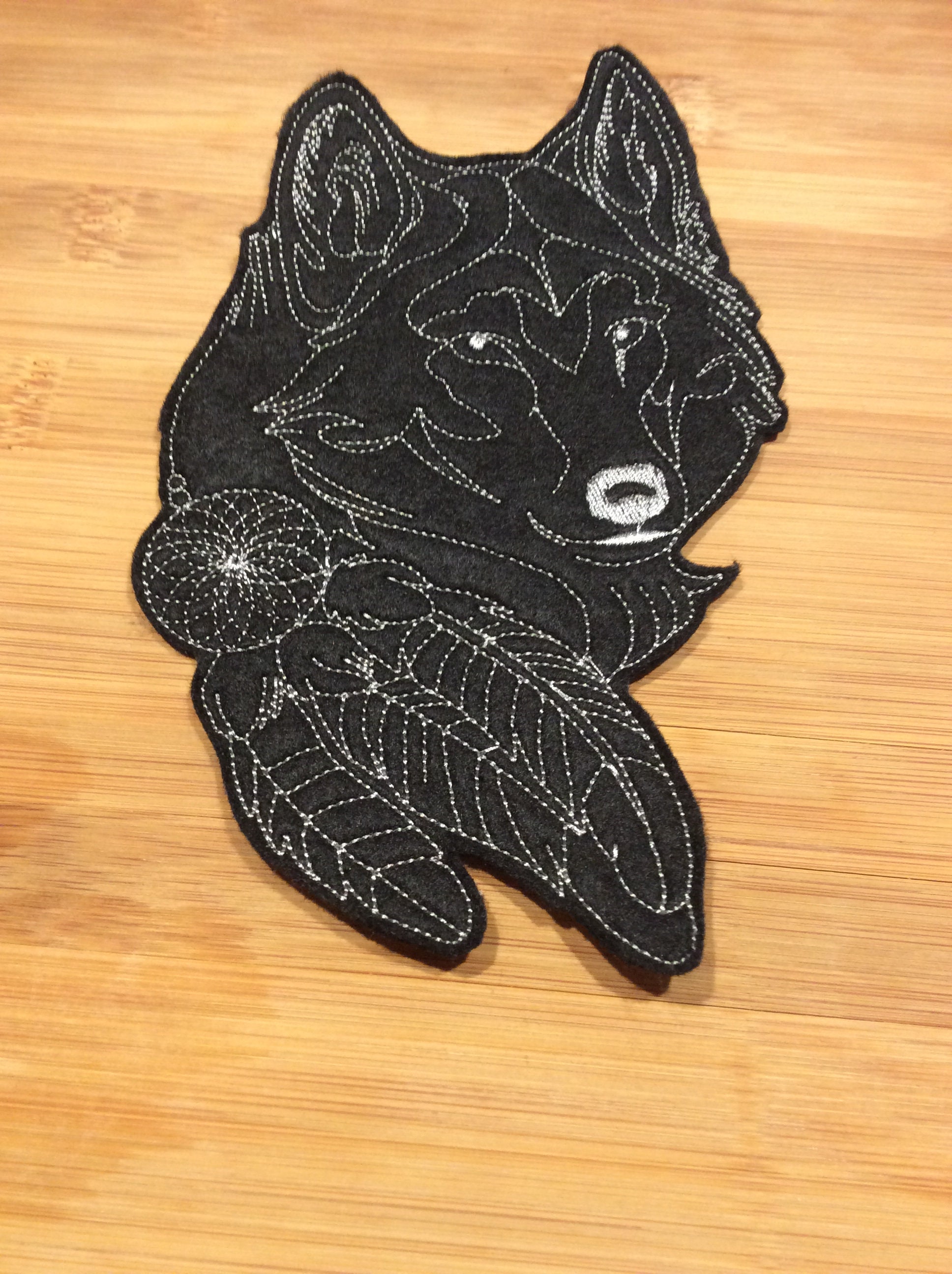 Embroidered Black Wolf With Feathers Sew/iron-on Patch 7 X - Etsy