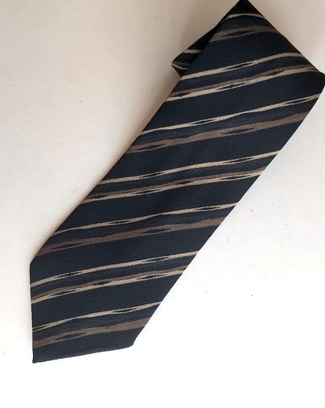 Vintage Hugo Boss Silk Necktie / Made in Italy / Black W/ Irregular ...