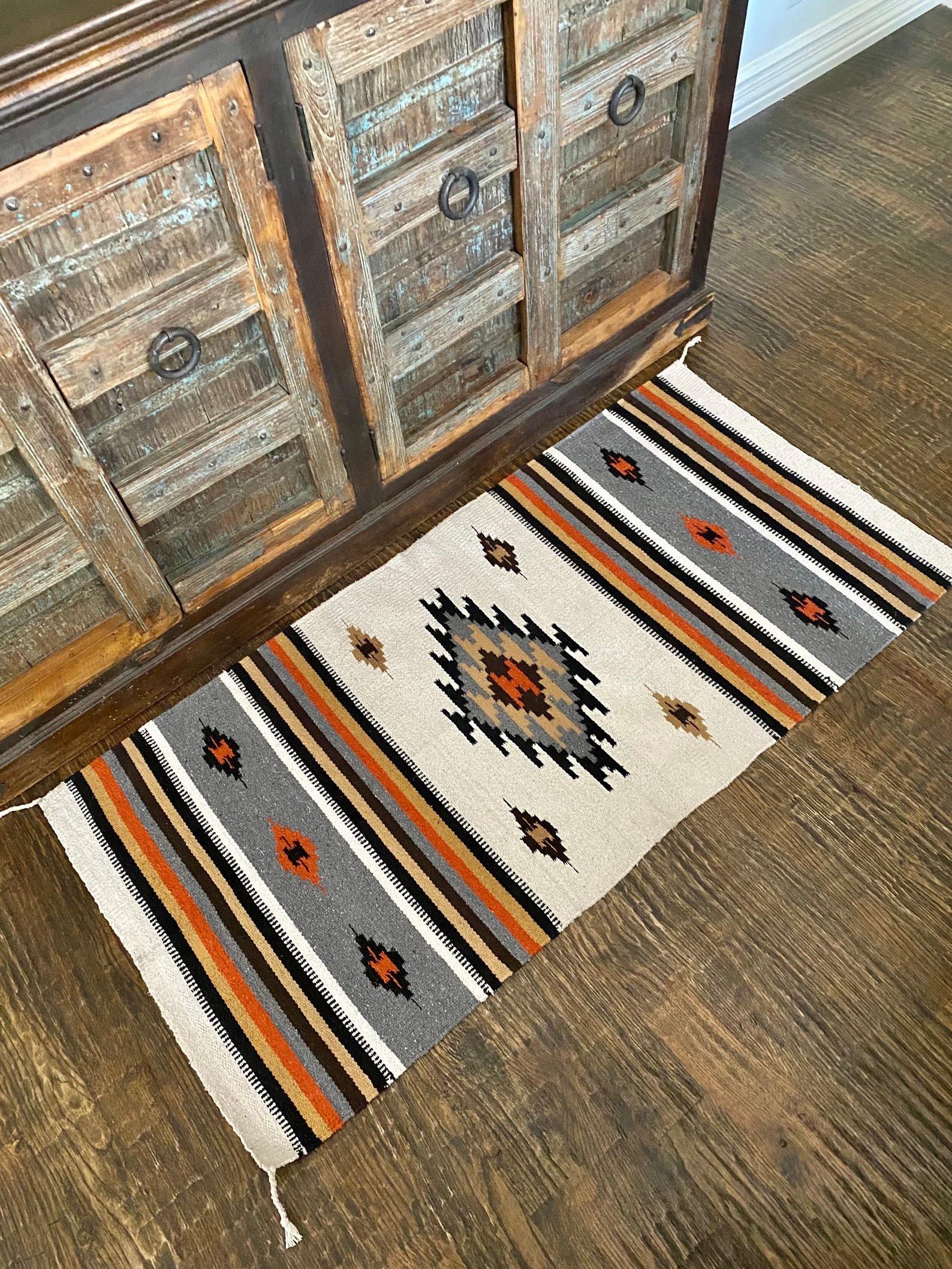 White and Black Aztec Rug Tribal Rug Southwestern Throw Rug - Etsy