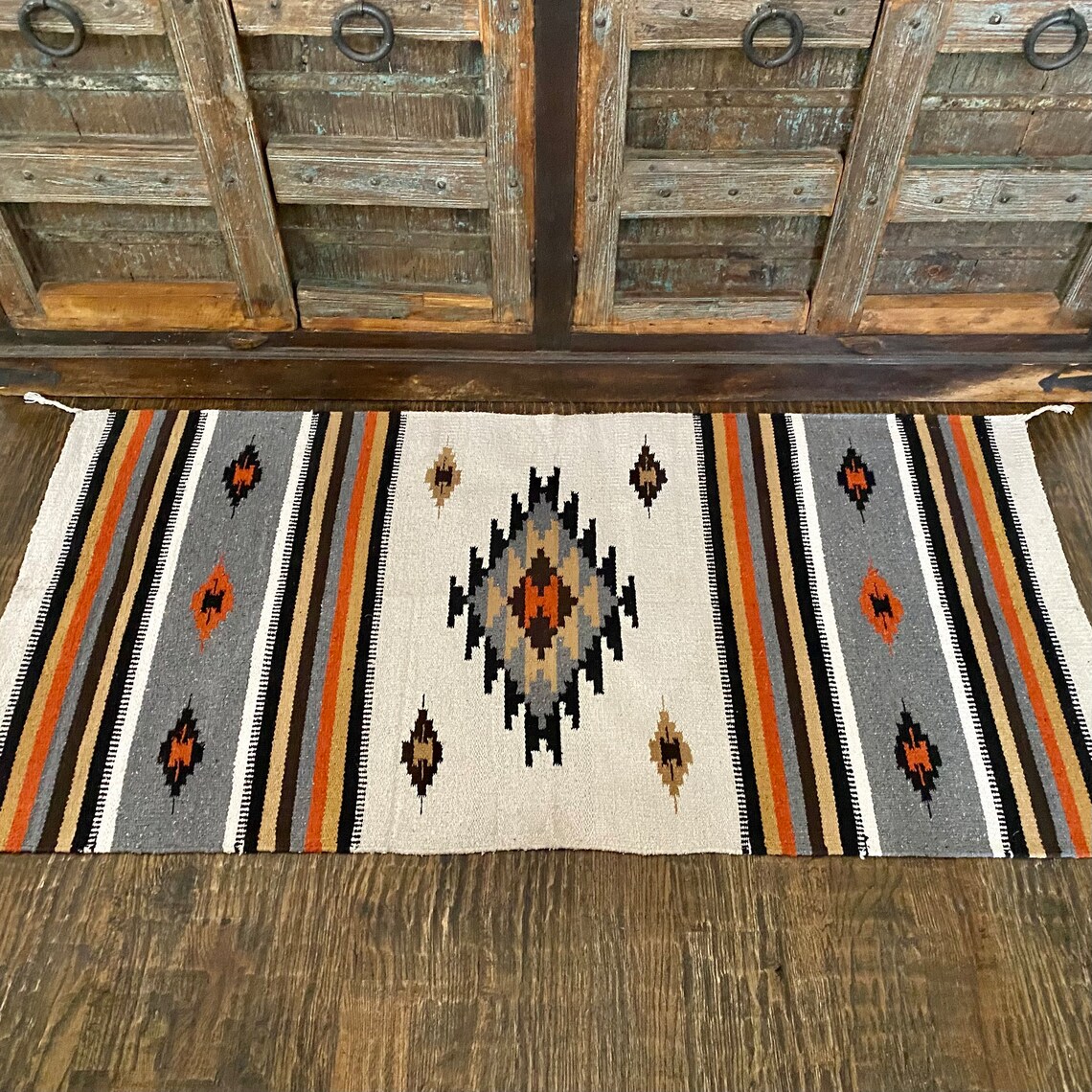 White and Black Aztec Rug Tribal Rug Southwestern Throw Rug - Etsy