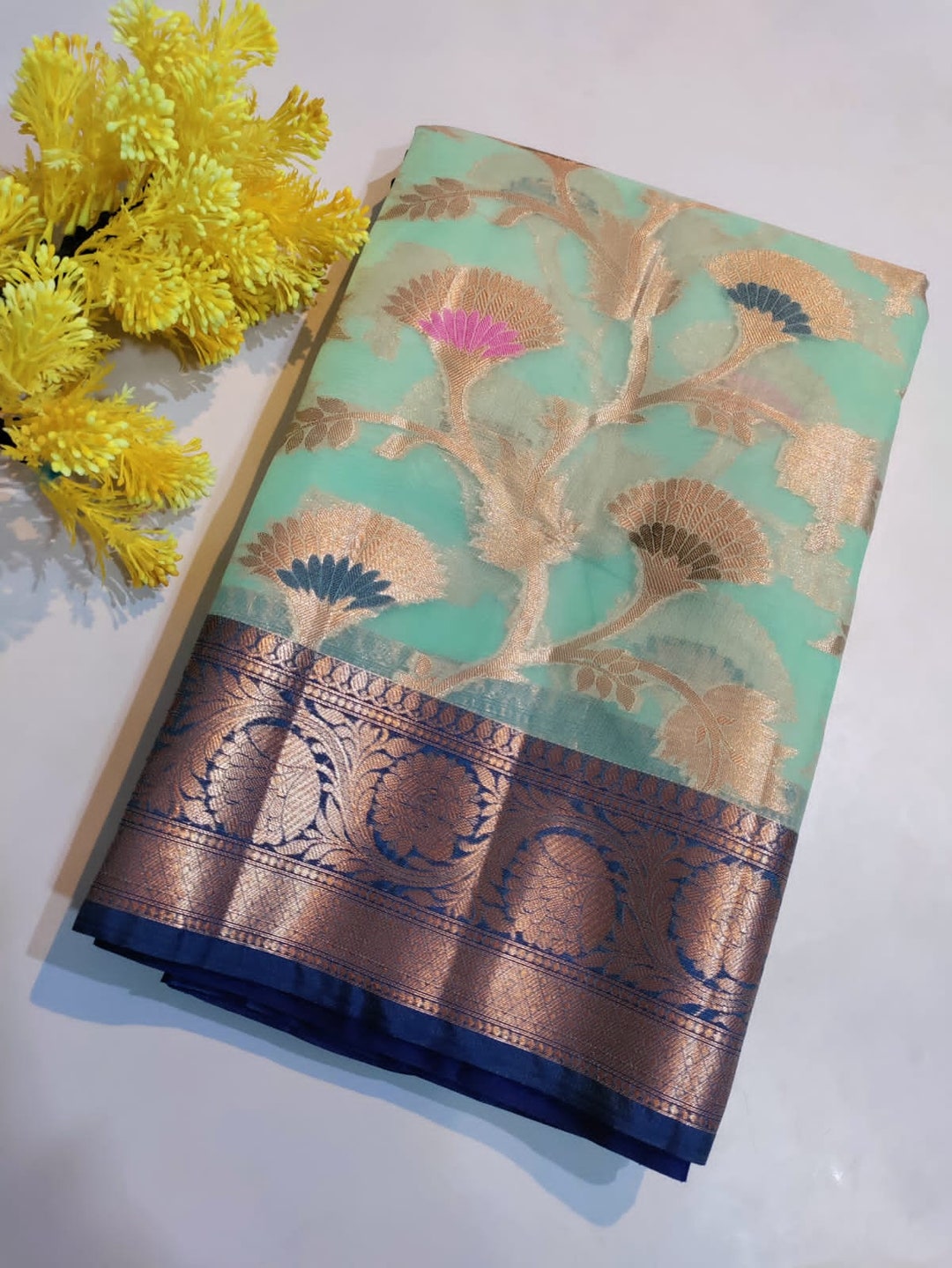 Contrast Border Zari Design Alfi in Border Full Body Golden Zari ...