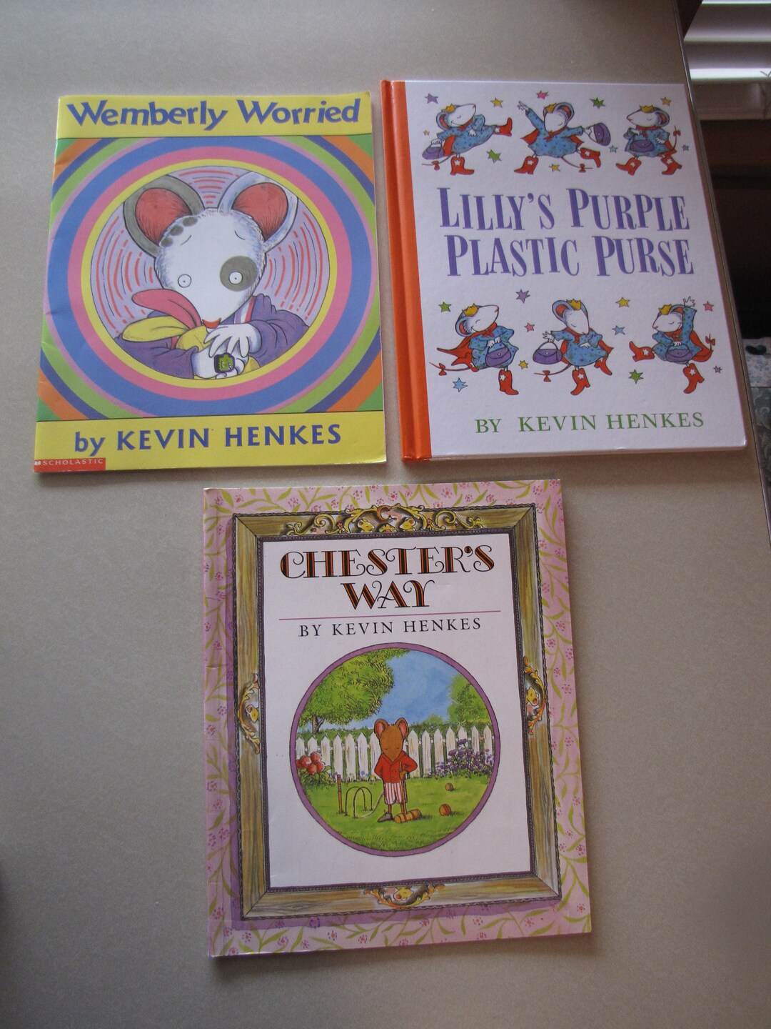 Lilly's Purple Plastic Purse Hardcover 1996 1st Edition/ Wemberly ...