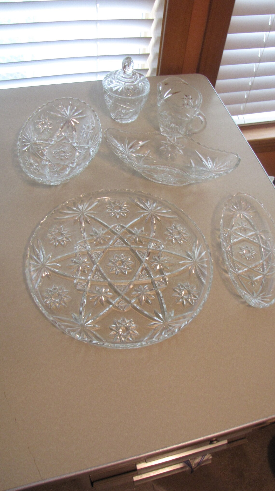 6-anchor Hocking Star Pattern Glass Serving Dishes, 1-platter, 3-relish ...
