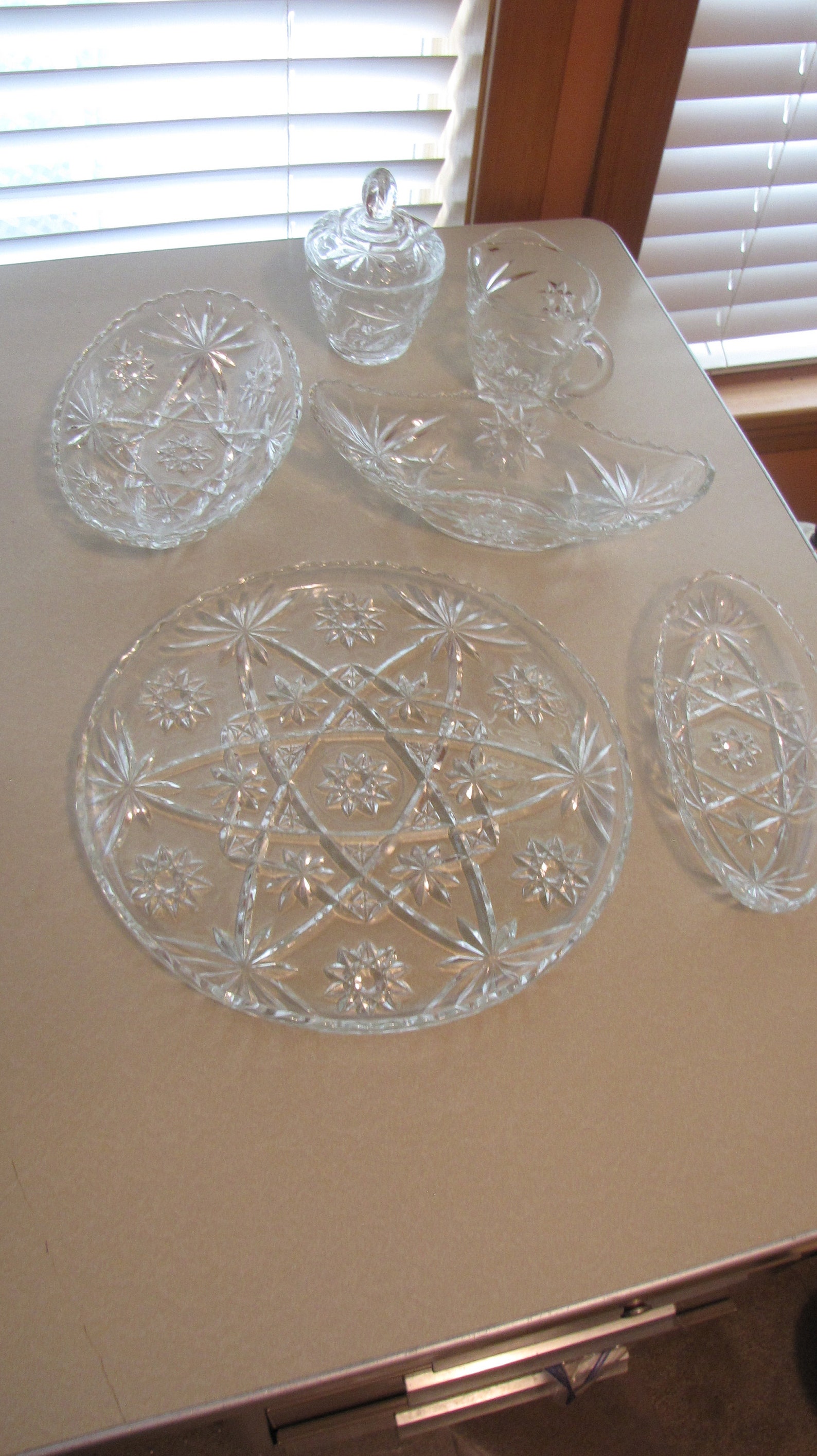 6-anchor Hocking Star Pattern Glass Serving Dishes, 1-platter, 3-relish ...
